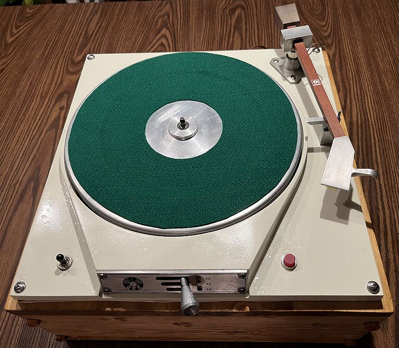 QRK 12C Turntable